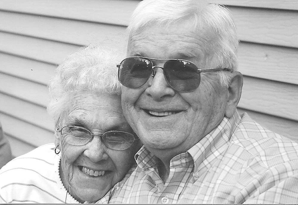 Reeds celebrate 70th anniversary | News, Sports, Jobs - The Sentinel